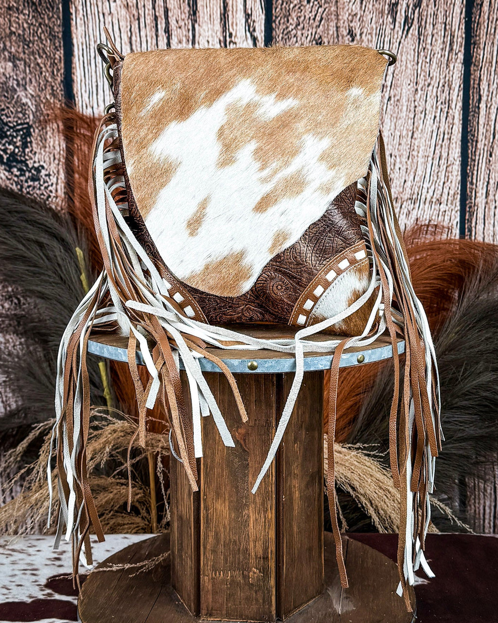 Mesa Concealed Carry Bag in Prairie Fawn by Myra Bag | Bronco Western ...